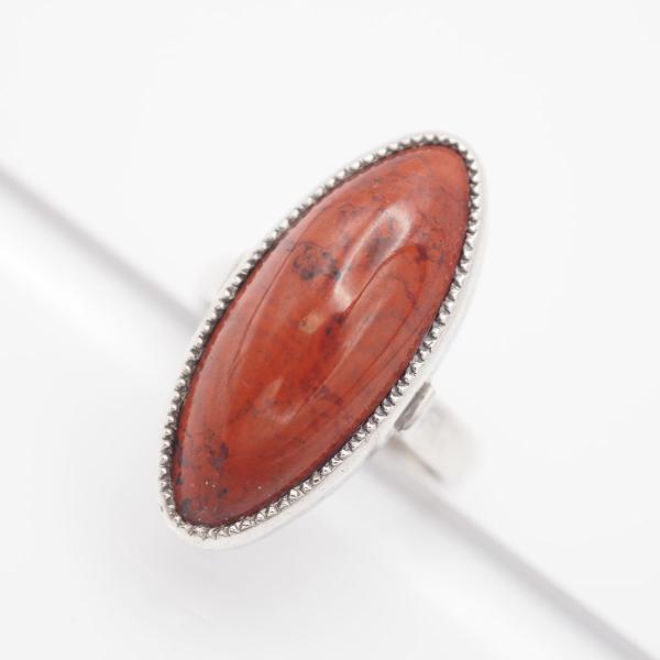 ご覧いただきありがとうございます。商品説明を最後までよくご確認頂き、ご検討ください。★商品サイズ(約)[リング]内径:17.7mm総重量:6.7g[フェイス面]縦:26.4mm横:11.9mm厚み:9.3mm磁気反応:無熱伝導テスターで確認...