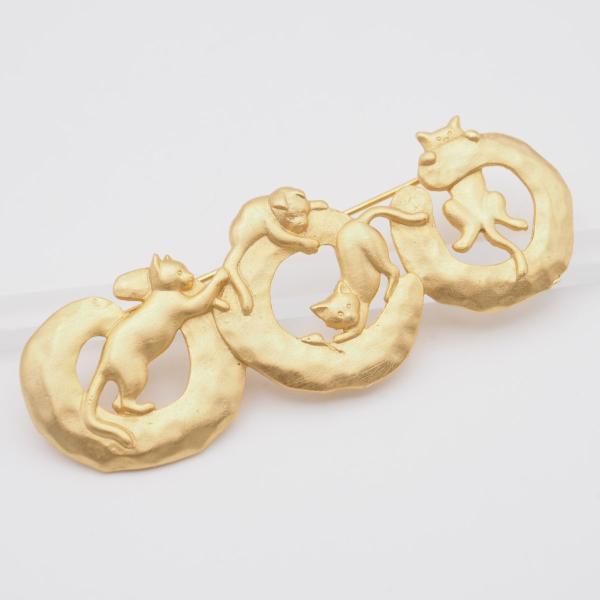 ご覧いただきありがとうございます。商品説明を最後までよくご確認頂き、ご検討ください。★商品サイズ(約)縦:30.2mm横:80.6mm厚み:4mm総重量:20.3g材質の詳細は不明です。画像をたくさん掲載しておりますのでそちらでご確認とご判...