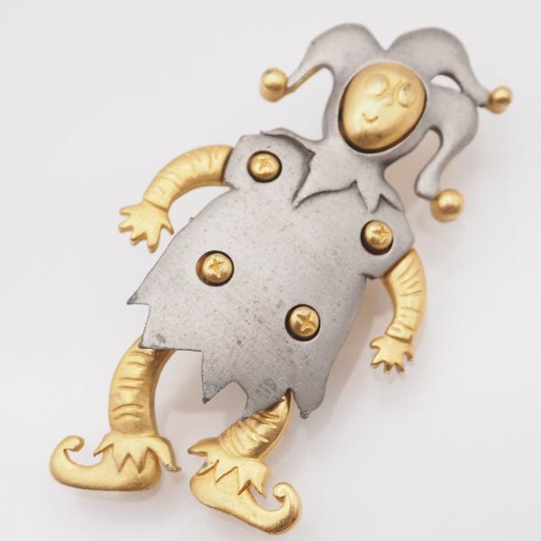 ご覧いただきありがとうございます。商品説明を最後までよくご確認頂き、ご検討ください。★商品サイズ(約)縦:67.1mm横:36.4mm厚み:9.7mm総重量:27.3g足が動く仕組みになっています。多少の擦れ、小傷、若干のピンの曲がりが見ら...