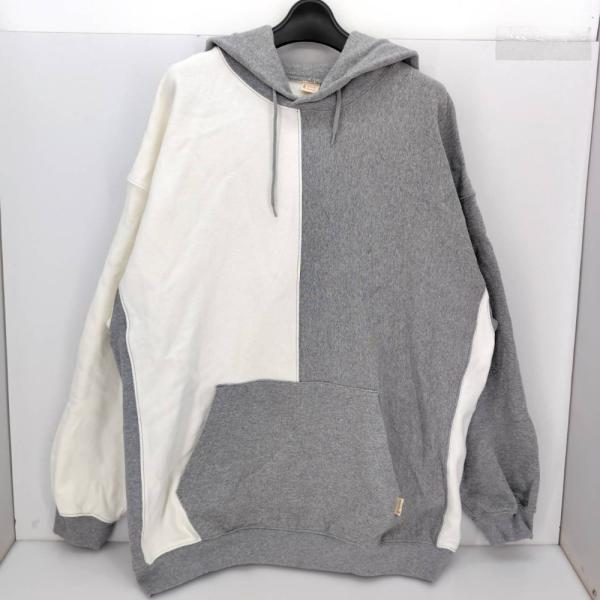 ブランド：TOWNCRAFT/タウンクラフト対象：メンズカラー1：ホワイト/グレー生産国：中国素材1：コットン表記サイズ：M肩幅：約65cm着丈：約76cm身幅：約65cm袖丈：約58cm※素人寸法になりますのでサイズは目安としてお考えくだ...