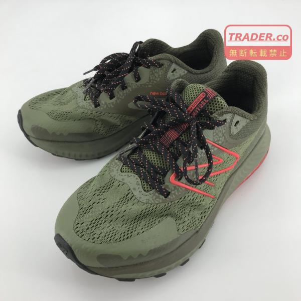 ブランド：NEW BALANCE/ニューバランス型番：NBJ-1155736対象：メンズカラー1：カーキグリーンシリーズ：Dynasoft Nitrel v5生産国：インドネシア 26.0cm US 8 UK 7.5※使用に伴う履きシワ・キ...