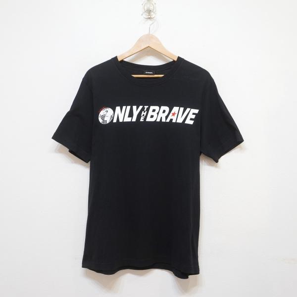 【商品名】DIESEL (M) 半袖Tシャツ　メンズ　黒　only the brave トップス　ディーゼル　J7-112【表示サイズ】M【実寸サイズ】着丈：約73cm身幅：約53cm袖丈：約13cm (脇下から計測)肩幅：約44cm※実寸...