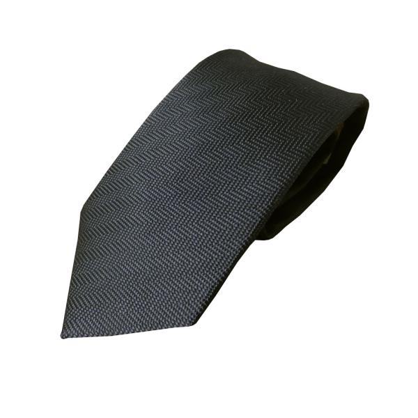 織り柄入りの弔事用フォーマルタイです。<br /><br />★素材＝絹100％<br />★カラー＝黒のヘリンボーン<br />★最大幅8cm<br />★日本製<br /...