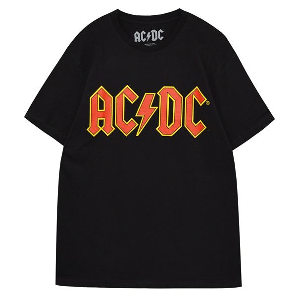 アンガスとマルコムのヤング兄弟を中心に73年に結成されたオーストラリアを代表する伝説的なハードロックバンド、AC/DC。トータルセールスは2億枚超の記録を誇りグラミー賞受賞やロックの殿堂入りを果たすなど、長年にわたり絶大な支持を集めるビック...