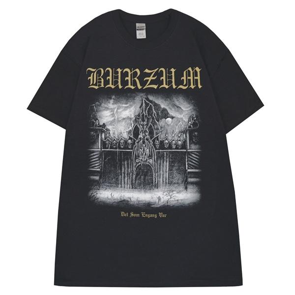 カウント・グリシュナックというステージネームを名乗るヴァルグ・ヴィーケネスのソロプロジェクトとして知られるノルウェー全土に悪名を轟かせたブラックメタルバンド、BURZUM。88年に前身となるバンドKALASHNIKOVを結成し音楽活動を始動...