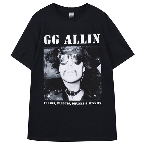 過激すぎるパフォーマンスで全世界に悪名を轟かせ “ロック史上もっとも見事な変質者”の異名をとるミュージシャン、GGアリン。常に物議を醸すバイオレンスなステージングとは裏腹に、彼の作り出す純粋なパンクサウンドは聞くものを魅了しカルト的人気を誇...