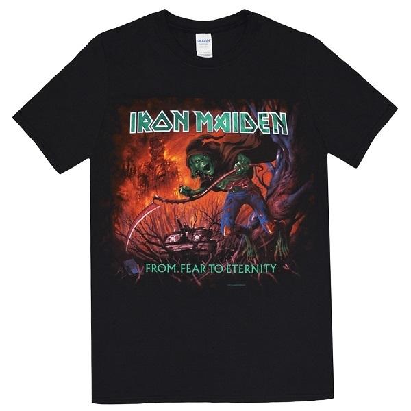 2011年リリースのベスト盤「From Fear To Eternity: The Best Of 1990-2010」のジャケットアートワークのTシャツ。アートワークはイラストレーターのメルヴィン・グラントによるもの。バンド公認のオフィシ...