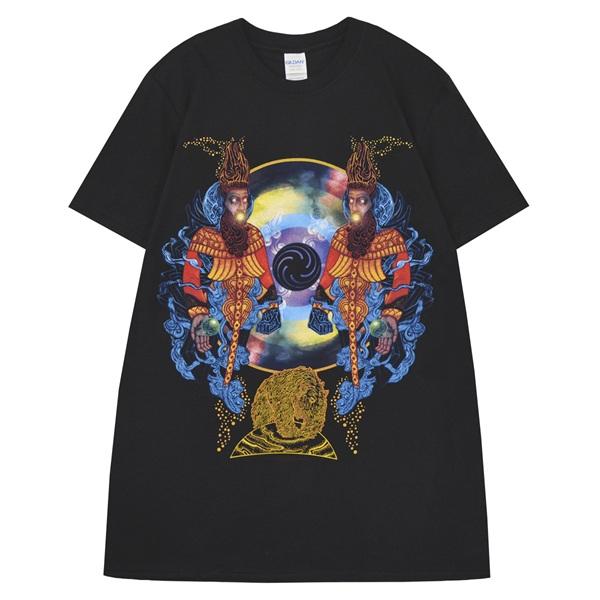 2000年に米ジョージア州アトランタにて結成されたプログレッシブ・メタルバンド、MASTODON。プログレッシブ・ロックに強く影響された独自のメタル・サウンドを作り上げ、今やメタルの未来を担うとまで称されるなど世界的に絶大な支持を得ているバ...