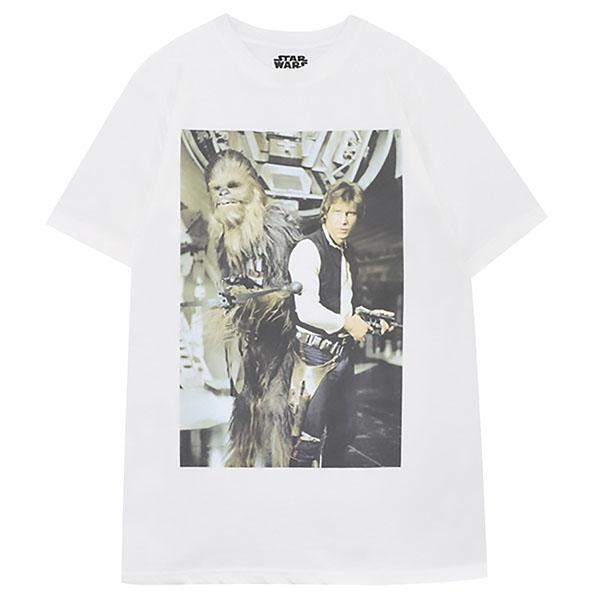 ジョージ・ルーカスらによって77年よりシリーズがスタートする伝説の映画「スター・ウォーズ」。2015年にまさかの新作「エピソード7/フォースの覚醒」公開により世界中がSTAR WARS旋風に包まれました。2019年にはシリーズ完結編となる「...