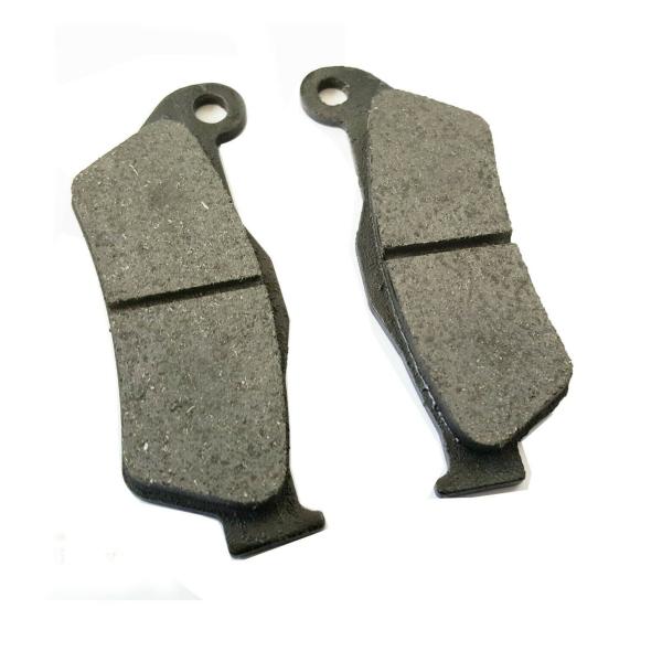 ロイヤルエンフィールド ブリット350/500、及び、クラシック350/500に適合するフロントブレーキパッドです。・RoyalEnfield純正品・純正品番 594715/A・made in INDIA.■適合モデル・09年以降 Roya...