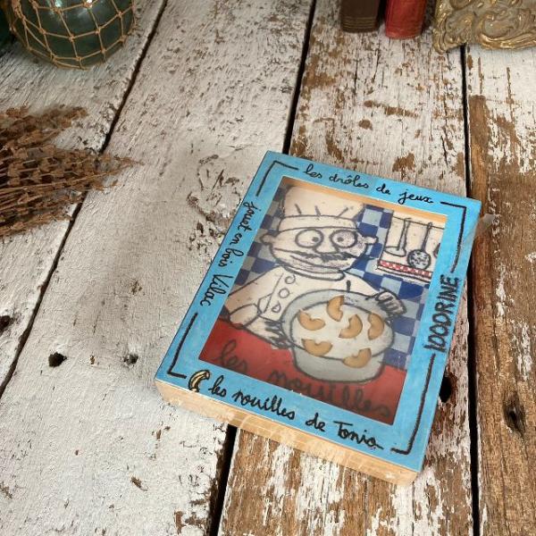 フランス、ヴィラックのパズルゲーム。ユニークなヴィラックのおもちゃは、トレンドに左右される事なく、あらゆる世代に愛され、デザイナー達のアーティスティックな感性が、それぞれのおもちゃに個性豊かに表現されています。子どもたちを夢中にさせる楽しさ...