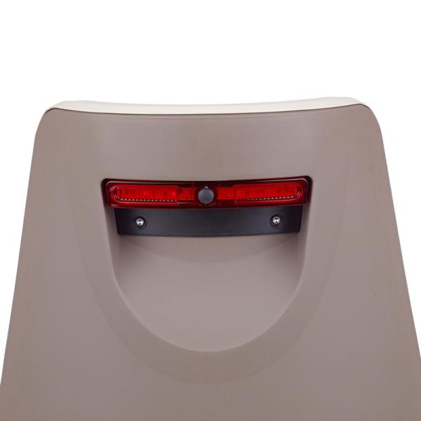 Bobike Exclusive Maxi、Tourに装着可能なLEDライトです。夜間や暗い場所での走行時、周りへの視認性を向上し、より安全に走行できます。※ Exclusive maxi plus(LEDモデル) と Tour plus(...