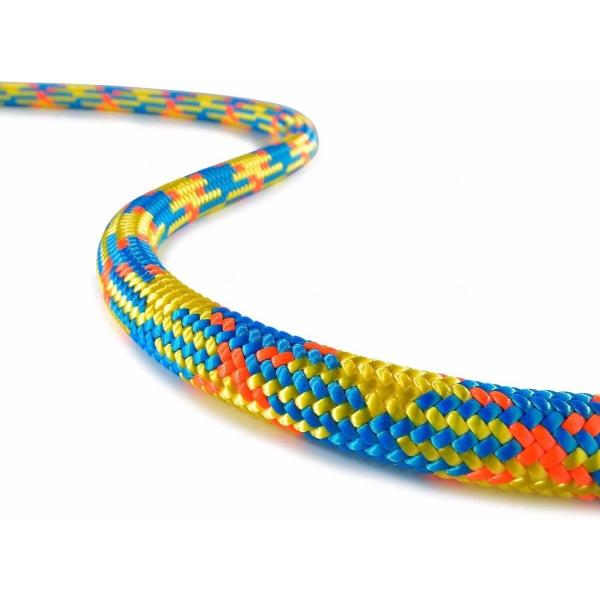 drenaLINEは、シングルでもダブルでも、クライマーが課題に応じて適切なテクニックを選択できる自由度の高いロープです。どちらの用途にも完璧かつ確実に機能します。極めて軽量な構造と32本のストランドカバーにより、登り下りの際に非常にスムー...