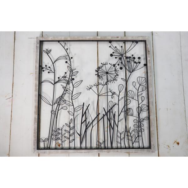 ウッドフレームの中に切り取った絵のようなデザインが美しいアイアン製のウォールデコレーションです。絵のようにお部屋の壁や廊下に飾ったり、立て掛けたりアイデア次第で素敵な空間を創ることができます。?アイアンと空間の創り出すシャドーが奥行きを持た...