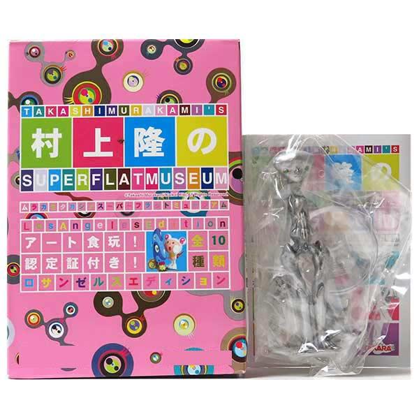 『村上隆のスーパーフラットミュージアム』は、世界的アーティストである「村上隆の美術作品」が、精巧にミニフィギュア化!された世界初のアート食玩です。造形を担当するのは、クリスティーズで高値を呼んだ村上等身大フィギュア作品にも携わった、世界最高...