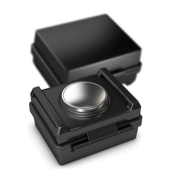 GPS発信機「Universal」「MAMORI」専用のマグネット付きケースと3,500mAhのパワーパックバッテリーのセットです。パワーパックバッテリーは充電式で繰り返し利用することができます。Universalモデルの付属品バッテリー容...