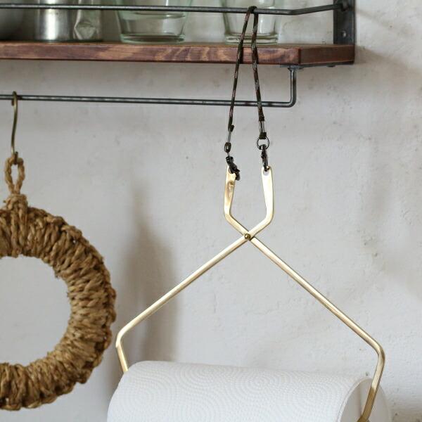 サイズ幅:約11cm*奥行:約0.5cm*高さ:約25cm材質本体:真鍮 コード:ポリエステル・スチール 袋:綿商品説明無塗装仕上げの為、経年変化してきます。素材特性上やわらかく変形しやすいので、強い力をかけないでください。思いものを吊り下...