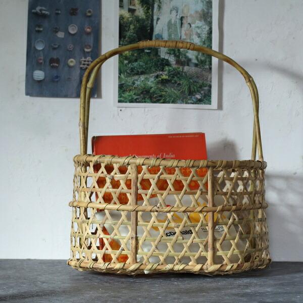 サイズ 幅:約38cm*奥行:約31cm*高さ:約43cm(持ち手含む)(商品によってバラツキがございます。)※別ページでご確認下さい重さ:約360g材質:根曲竹商品説明 ・手作りの為、サイズ・形にバラツキがございます。自然素材を使用してい...