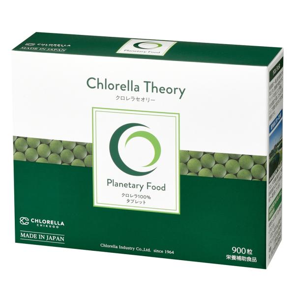 福岡県筑後産クロレラ100％のタブレット。1箱には、1袋300粒入りが3袋入っています。クロレラは淡水中に生息する単細胞の藻類、光合成が活発で強い生命力を持ちます。 福岡県の自社工場で培養から製品化まで一貫生産。 日光培養で、細胞壁が薄い独...