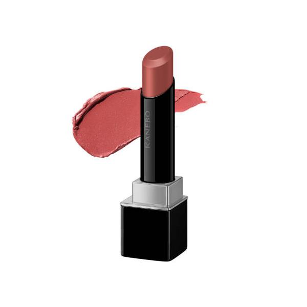 内側をめぐる湿度と温度を感じる血色が滲み出るように、唇の奥に潜む生命力が発露する。「湿度感」と「微熱の赤」、そして「やわらかさ」のある仕上がりが、豊かな生命力を表情に宿す。唇そのものが息づくような、心地よいブリージングマット仕上がりが長時間...