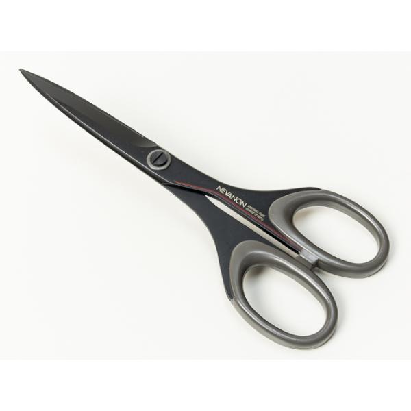 全長：170mm重量：59gブレード材：1K6ステンレス刃物鋼ハンドル材：ABS樹脂日本製二段スペシャルコーティングで、ガムテープ、セロハンテープ、接着剤などのベタつきを解消し、いつまでもスムーズな切れ味です。前面ブラックコーティングとフッ...