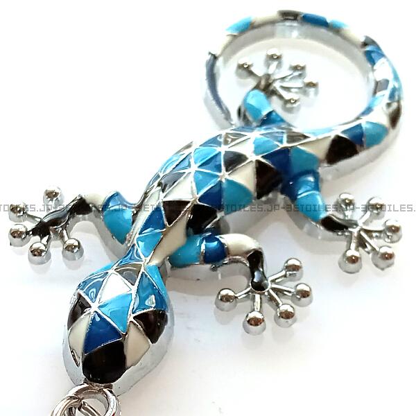 ガウディの代表作の一つ、サグラダ・ファミリアは、スペインのバルセロナにある現在も建設中の教会です。日本における鬼瓦やシーサーのように魔よけや厄除けと装飾を目的として親しまれるガーゴイル（雨樋）をモチーフにしたトカゲ（ヤモリ・家守）のキーホル...