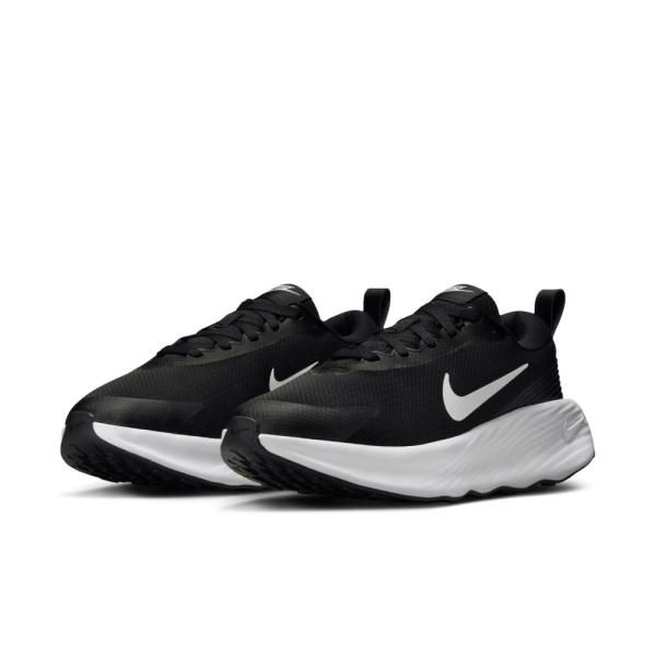 NIKEナイキ プロミナPROMINAFV6343002:ブラック/ホワイト:BLACK/WHITEナイキ プロミナは、歩くたびに柔らかい履き心地を実感できるシューズ。 高さのあるフォームスタックとロッキングチェア構造の溝を刻んだアウトソー...