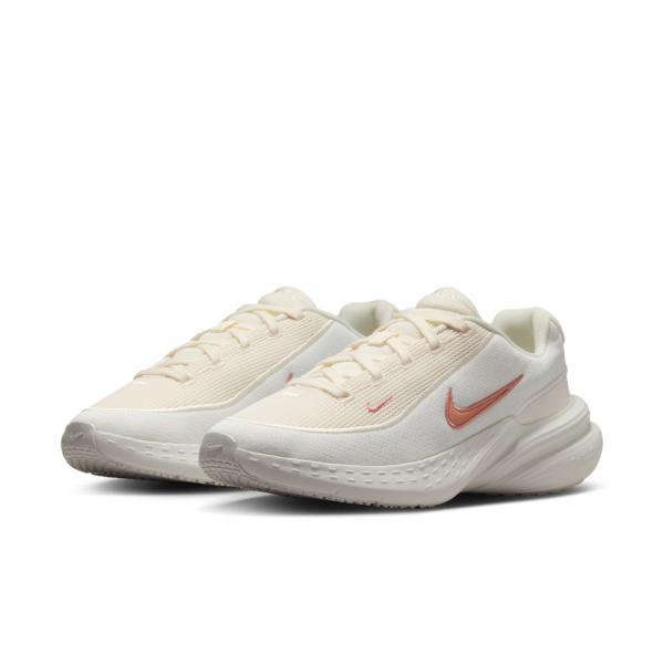 NIKEナイキ ナイキ アップリフトNIKE UPLIFT SCIB2766103:サミット ホワイト/ローズ ゴールド-ペール アイボリー:SUMMIT WHITE/ROSE GOLD-PALE IVORYシンプルさと実用性を兼ね備えたア...