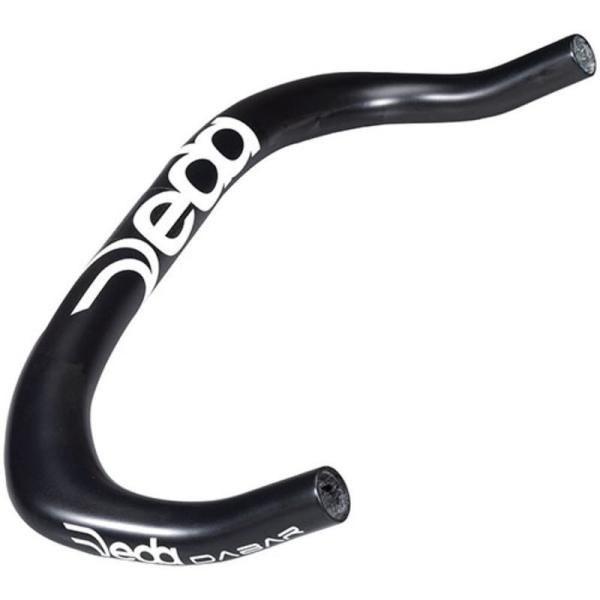 ■クランプ径：31.7mm■サイズ：420mm■重量：210gDABARはカーボンファイバーの強度とエキサイティングなシェイプをもつブルホーンバーです。スピード、完璧な機能性を追い求めたデザインと設計がなされています。トライアスロンとタイム...