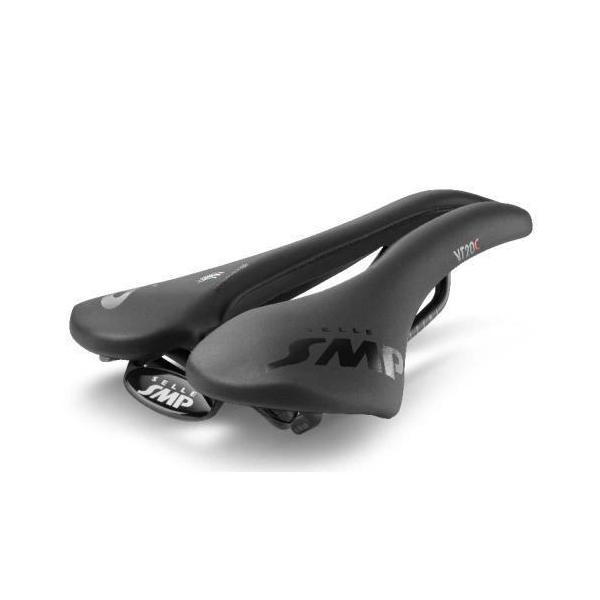 ■カラー：ブラック■サイズ：255x144mm■表皮素材：SVT Velvet Touch■ボディ素材：カーボン強化ナイロン12■パッド素材：軟質ポリウレタン■レール素材：AISI304ステンレス鋼■重量：260g※シートピラーの構造により...