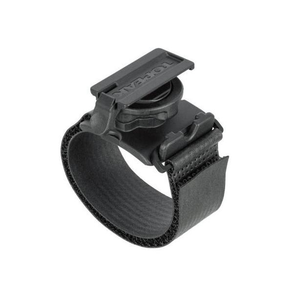 ■エンジニアリンググレードポリマー■取付可能径:φ35から48mm■L25xW42xH37mm■29g■トピークライドケース、スマートフォンドライバッグに対応ステムにストラップで固定するマルチマウント。トピークライドケースシリーズに対応。■...