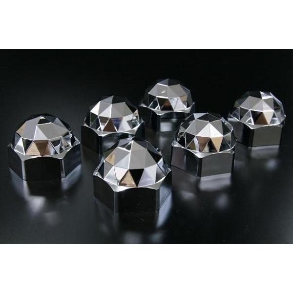 取付ワンタッチ材質：樹脂・クロームメッキ内径：４１ｍｍ高さ：４１ｍｍメーカー名：板橋用品ＳＳタイヤのホイルナット数は車種によって違います。タイヤ1本のホイルナット数は２ｔエルフ：５個４ｔ車：６個大型車：８個