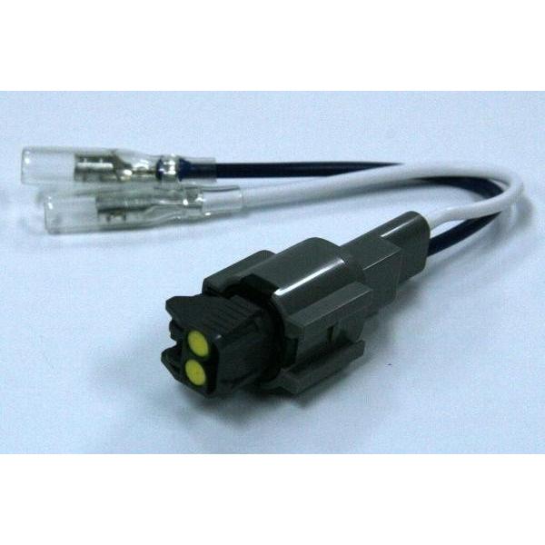 純正ホーンボタンを利用して社外ホーンを鳴らすための配線カプラーです。純正カプラーに差し込むだけで簡単に電源が取れます。★適合車種★UDファインコンドル(H5.1H10.12)UDビックサム(H5.12H12.1)※純正ホーンが電子ホーンの場...