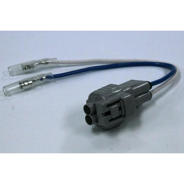 純正ホーンボタンを利用して社外ホーンを鳴らすための配線カプラーです。純正カプラーに差し込むだけで簡単に電源が取れます。★適合車種★日野スペースレンジャー/レンジャープロ(H11.5)日野プロフィアテラヴィ/NEWプロフィア(H12.4)※純...