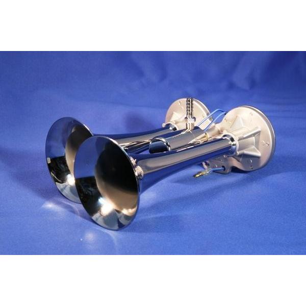 超高音タイプのヤンキーホーンラッパ部分は合金にクロームメッキ仕上げのハイパワータイプ音質:超高音サイズ:全長L240m/mカラー:クロームメッキ24V専用12Vはマグネットスイッチ交換で使用できます。12V御希望の方は12V用に交換できます...