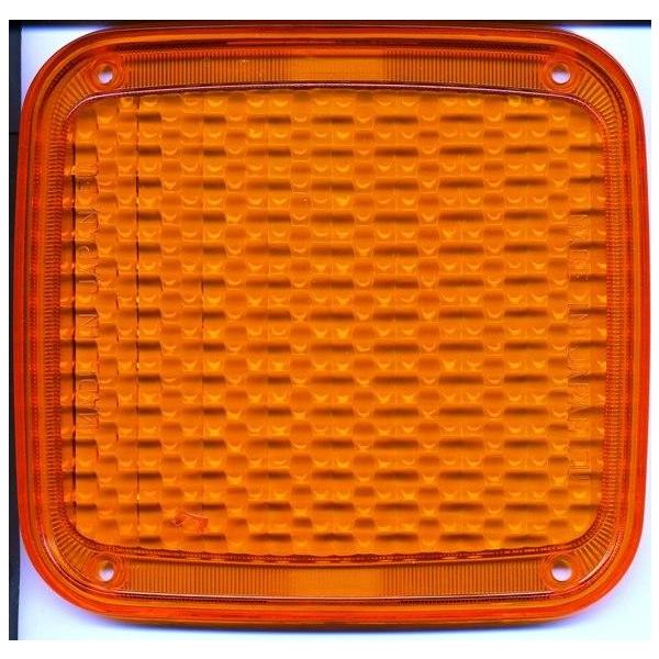 レンズのサイズは共通、ＦＫ、日野の３種類があります。レンズを止めてあるビス間の寸法を確認してください。適合サイズ：縦120mm×横112mmクリアレンズはこちら赤レンズはこちら赤レフ付レンズはこちらテールリムはこちら