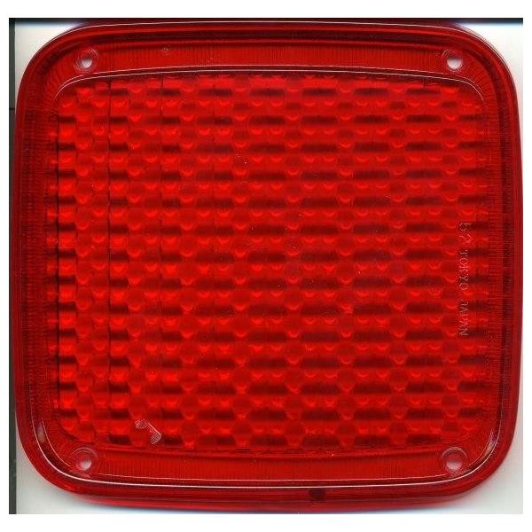 レンズのサイズは共通、ＦＫ、日野の３種類があります。レンズを止めてあるビス間の寸法を確認してください。適合サイズ：縦120mm×横112mmクリアレンズはこちら赤レフ付レンズはこちら黄レンズはこちらテールリムはこちら