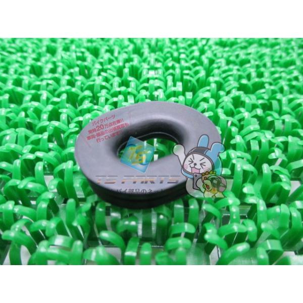 参考データ●メーカー：カワサキ●車名：Ninja400R●型式：EX400E/F●共用車種：Ninja400R/ER-6f/Ninja650