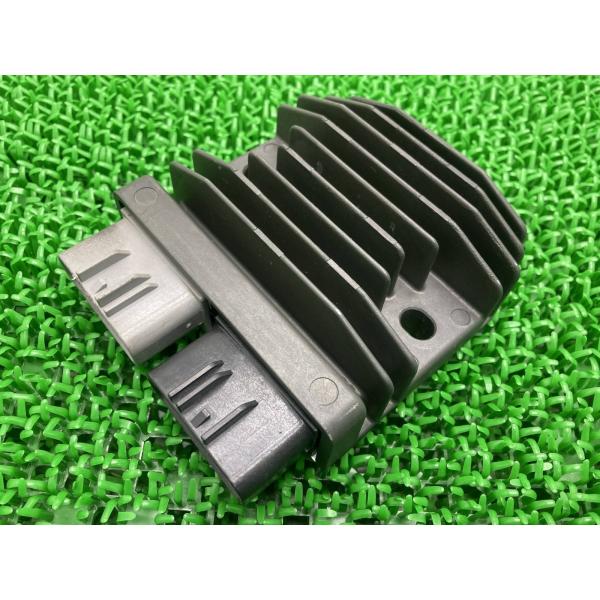 参考データ●メーカー：スズキ●車名：GSX-S1000●型式：EK1AA