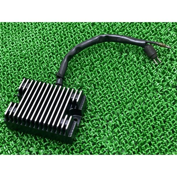 参考データ●メーカー：ハーレー●車名：XLH883