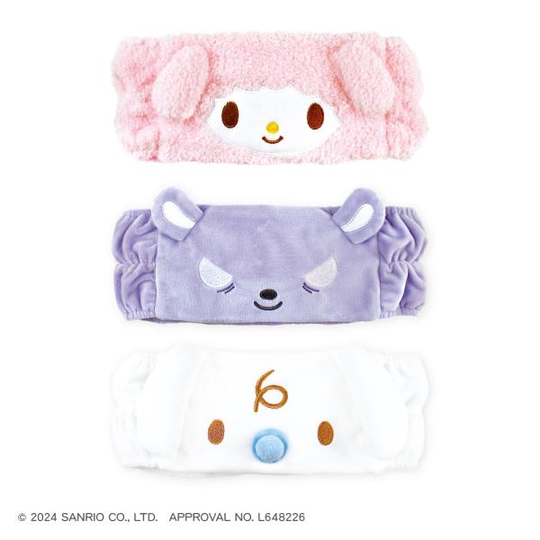 大人気のヘアバンドに新しいサンリオキャラクターズのお友達が仲間入り！幅広ゴムでしっかりまとまるので、大人でも使いやすいサイズ感です。洗顔やメイク時にも大活躍！お家時間を可愛く過ごせます♪サイズ：約H90×W235mm素材：ポリエステル◎プレ...