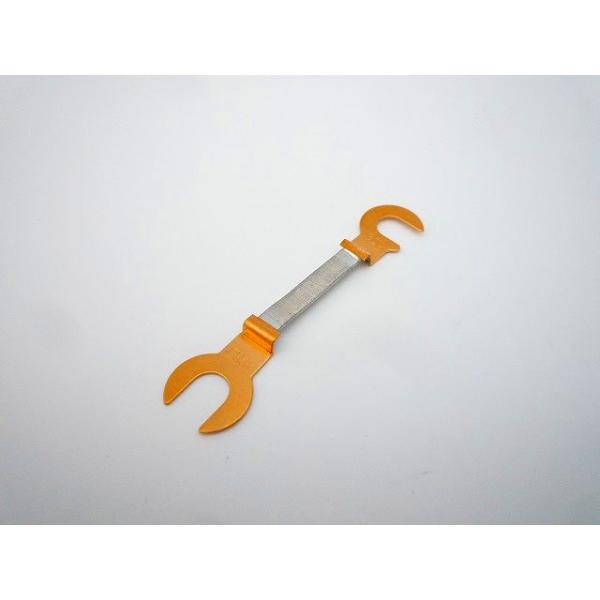 銅爪付ヒューズ（45mm）定格電圧：250V定格電流：30A溶断:160% 60分以内　　  200% 2分以内