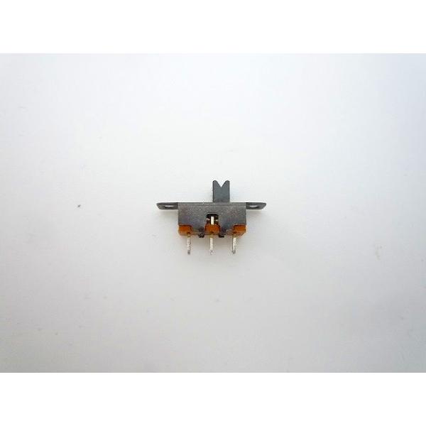 回路：SPDT（3P）スイッチ特性：ON-ON