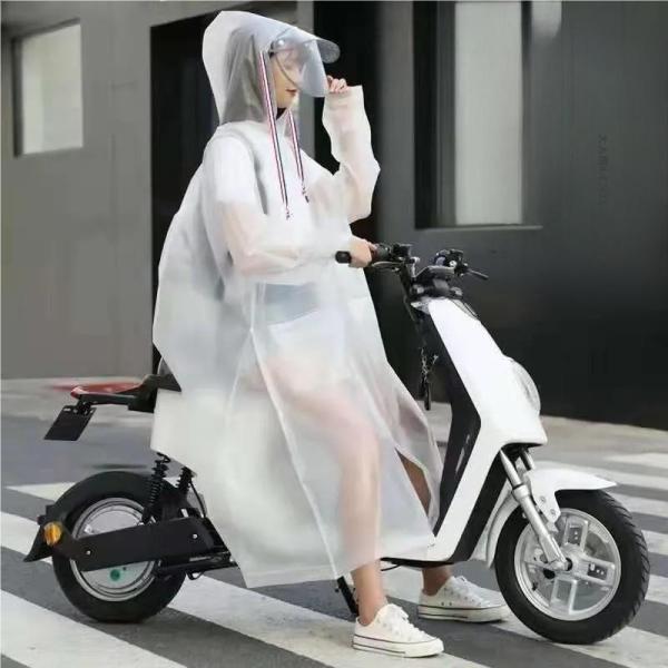 生産時期により、商品の細部仕様は予告なく変更になる場合がございます。（つば、帽子紐などの箇所）予めご了承の上、ご注文お願い致します。素材:EVA素材多機能ロング丈レインコート自転車、ウォーキング、バックパッカーに使用することができます。大き...