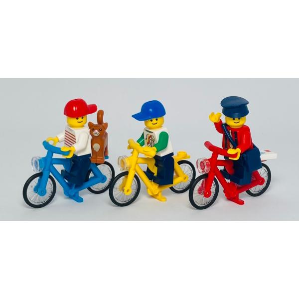 メーカー：LEGO スペック：LEGO純正品・新品未使用パーツのセットです。クリアパックに封入し発送させていただきます。 商品説明：セット内容 ・自転車３台 ・ミニフィギュア３体 ・ポーチ１つ ・猫１匹 ・手紙１つ
