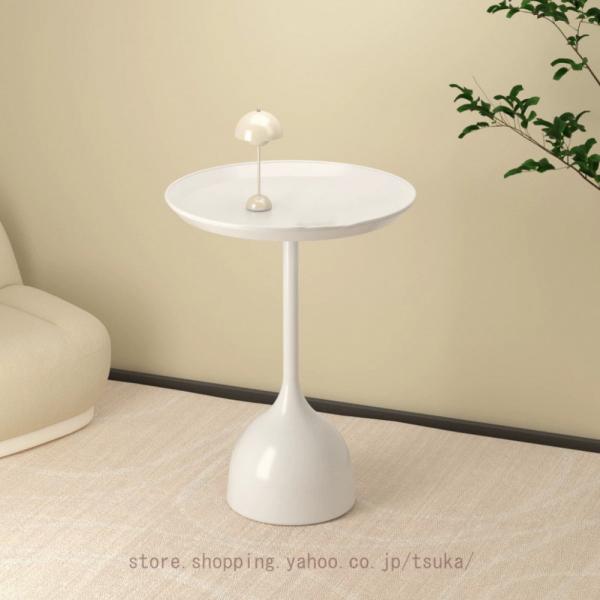 【発売日：2025年09月19日】【頑丈な構造】このテーブルは高い品質の金属フレームとストーン素材のベースで構成されています!頑丈な金属フレームがアイテムを安定して支え、日常の使用に信頼できる表面を提供します!【落下防止設計】天板の縁が盛り...