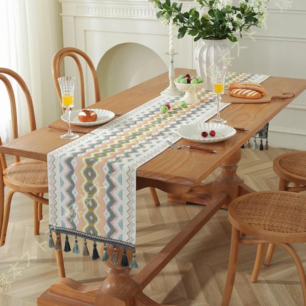 【発売日：2025年05月07日】★サイズ★ 35*150CM、35*180CM、35*220CM、35*200CM  ※テーブルランナー敷き方:ご使用いただく場合、テーブルから20cm-35cmほど垂れるサイズを薦めます。【ご注意】※実物...