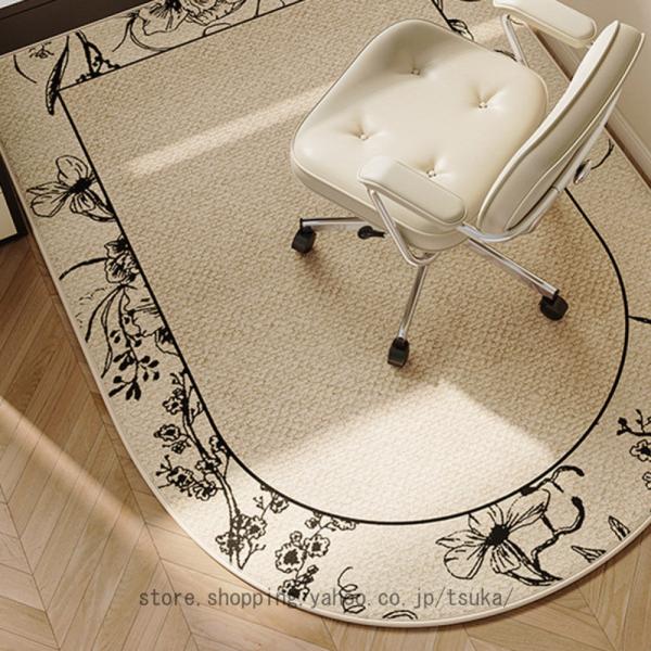 【発売日：2024年03月14日】素材：ポリエステル商品の特徴★椅子を引いたり、移動をしたりと動きの多いダイニングで気になっていた、音を軽減致します。また、フローリングの傷つき防止にも最適です。床やフローリングを傷から守ります。★夜中にゲー...