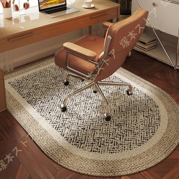 【発売日：2025年12月29日】素材：ポリエステル商品の特徴★椅子を引いたり、移動をしたりと動きの多いダイニングで気になっていた、音を軽減致します!また、フローリングの傷つき防止にも最適です!床やフローリングを傷から守ります!★夜中にゲー...