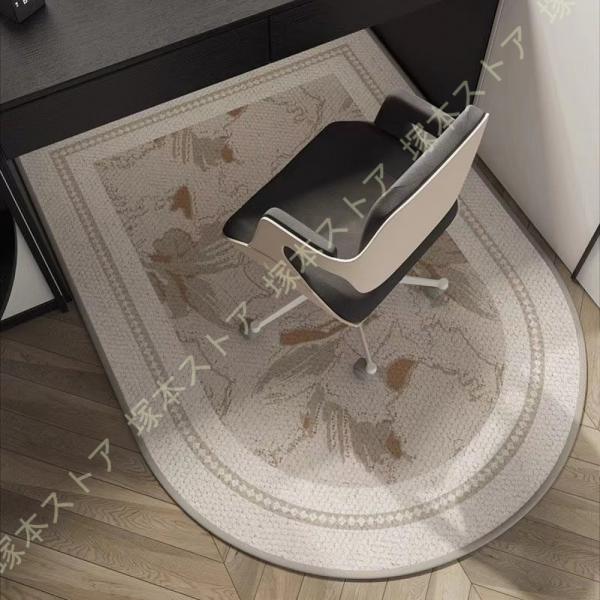 【発売日：2025年08月15日】素材：ポリエステル商品の特徴★椅子を引いたり、移動をしたりと動きの多いダイニングで気になっていた、音を軽減致します!また、フローリングの傷つき防止にも最適です!床やフローリングを傷から守ります!★夜中にゲー...